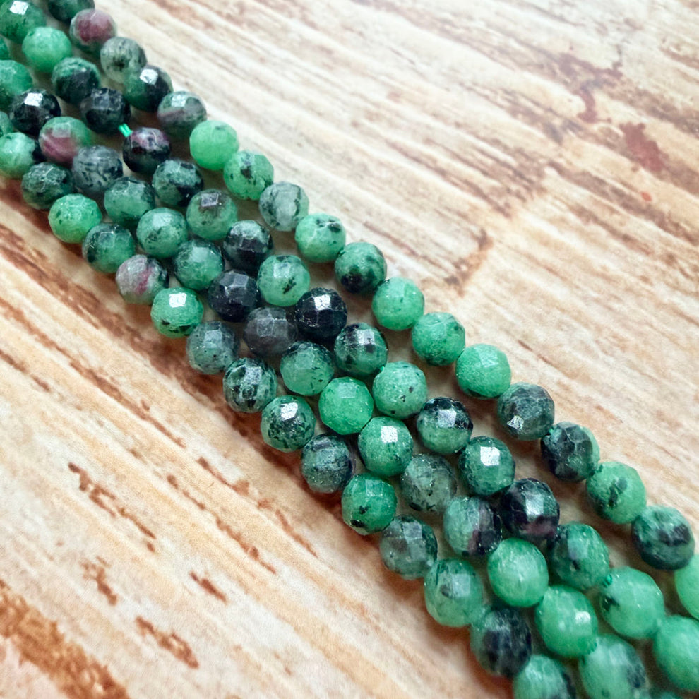 Rubin-Zoisit-Perlen 4mm facettiert – für Tantric Necklace & Mala – DIY ...